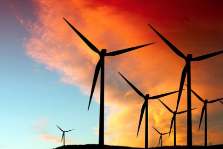 Oman prepares to build the first large-scale wind farm in the GCC ...